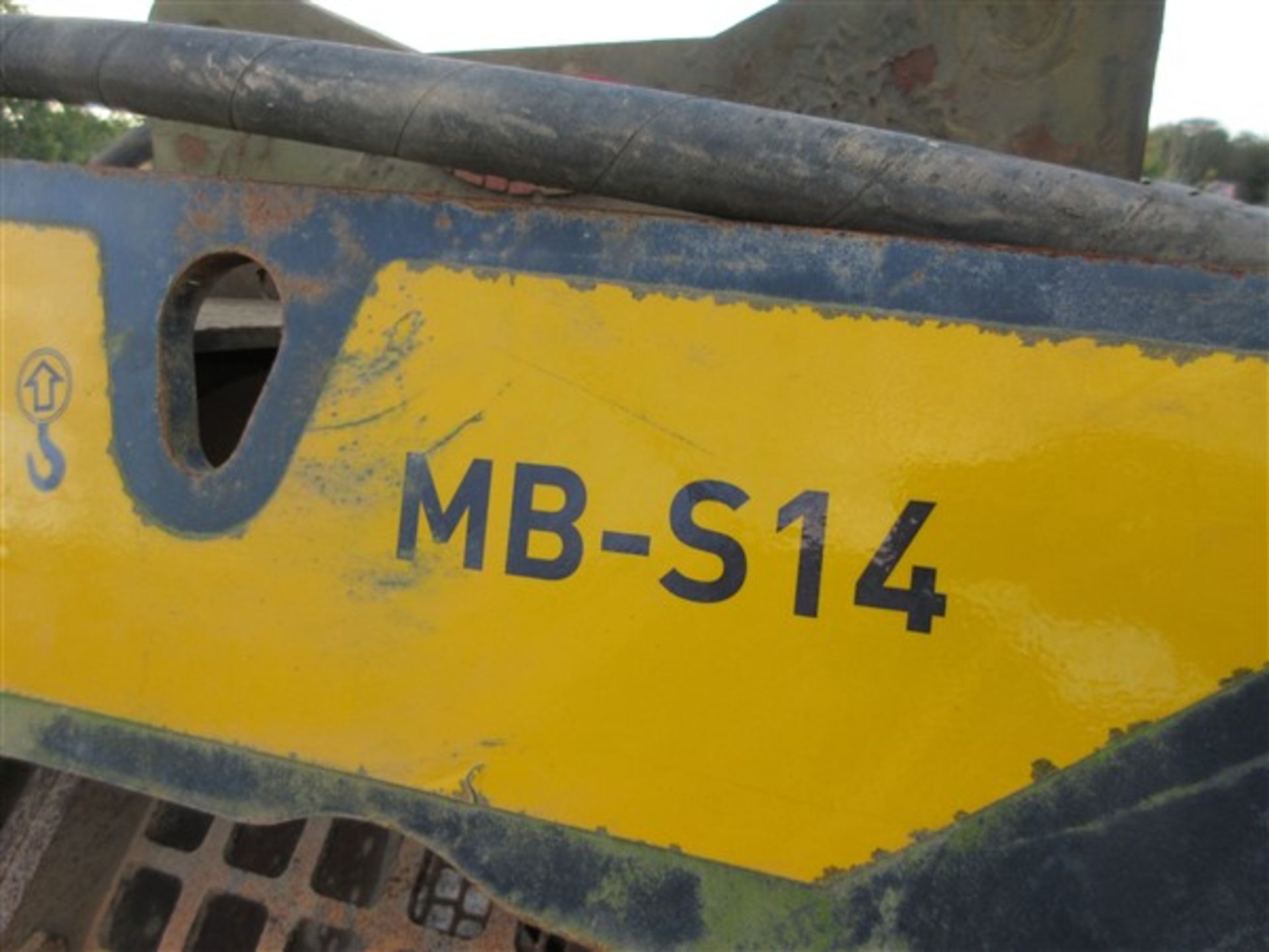 MB hydraulic rotating grading bucket, model MB-S14 54, serial no ...