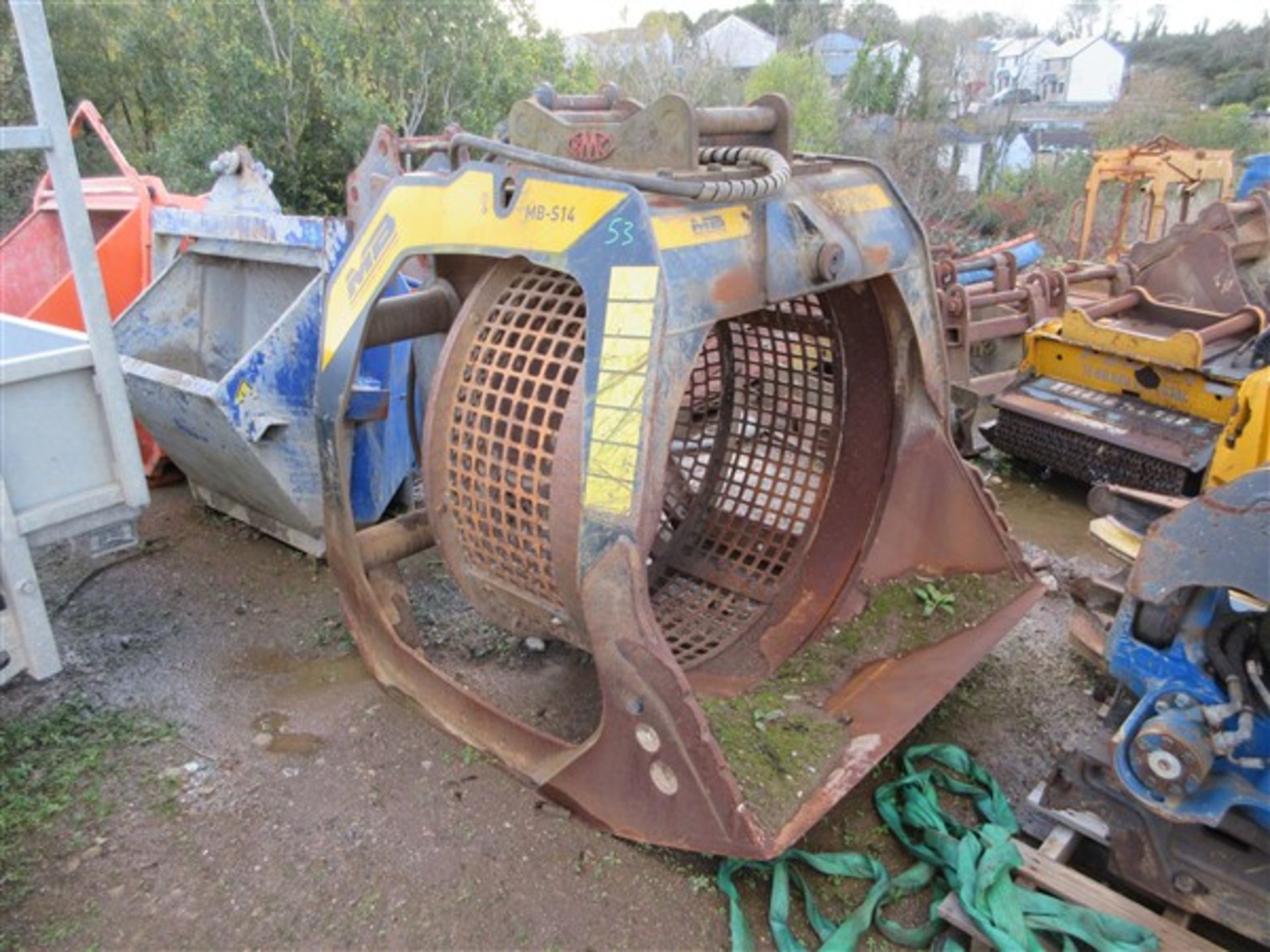 MB hydraulic rotating grading bucket, model MB-S14 54, serial no ...