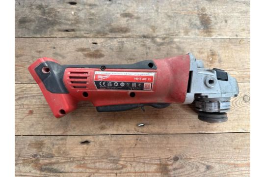 Milwaukee Hd18 Ag115 Grinder Signs of General Use Ex plant hire machine ...