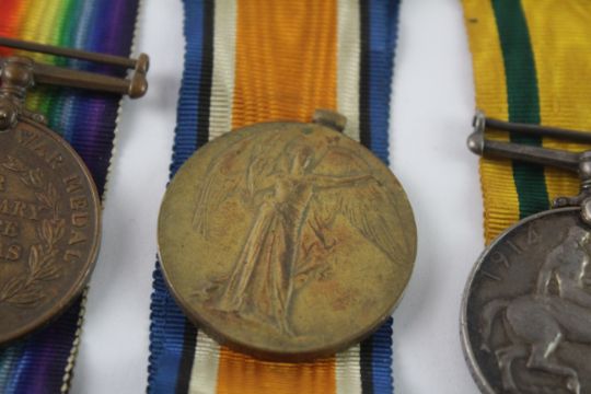 WW1 Medal Pair & Territorial War Medal Group To 1470 Pte Reynolds D.Of ...