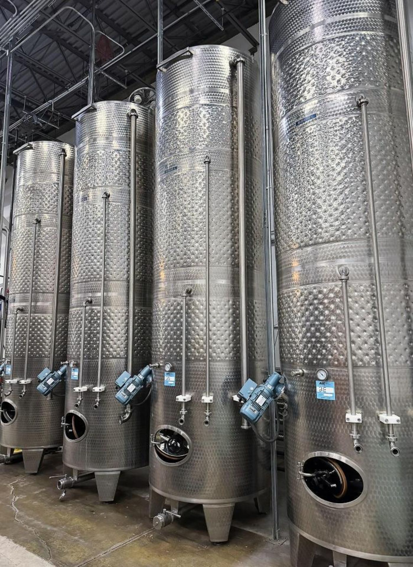 Zottel 5800 Liter Stainless Steel Agitated & Jacketed Fermenter Tank ...