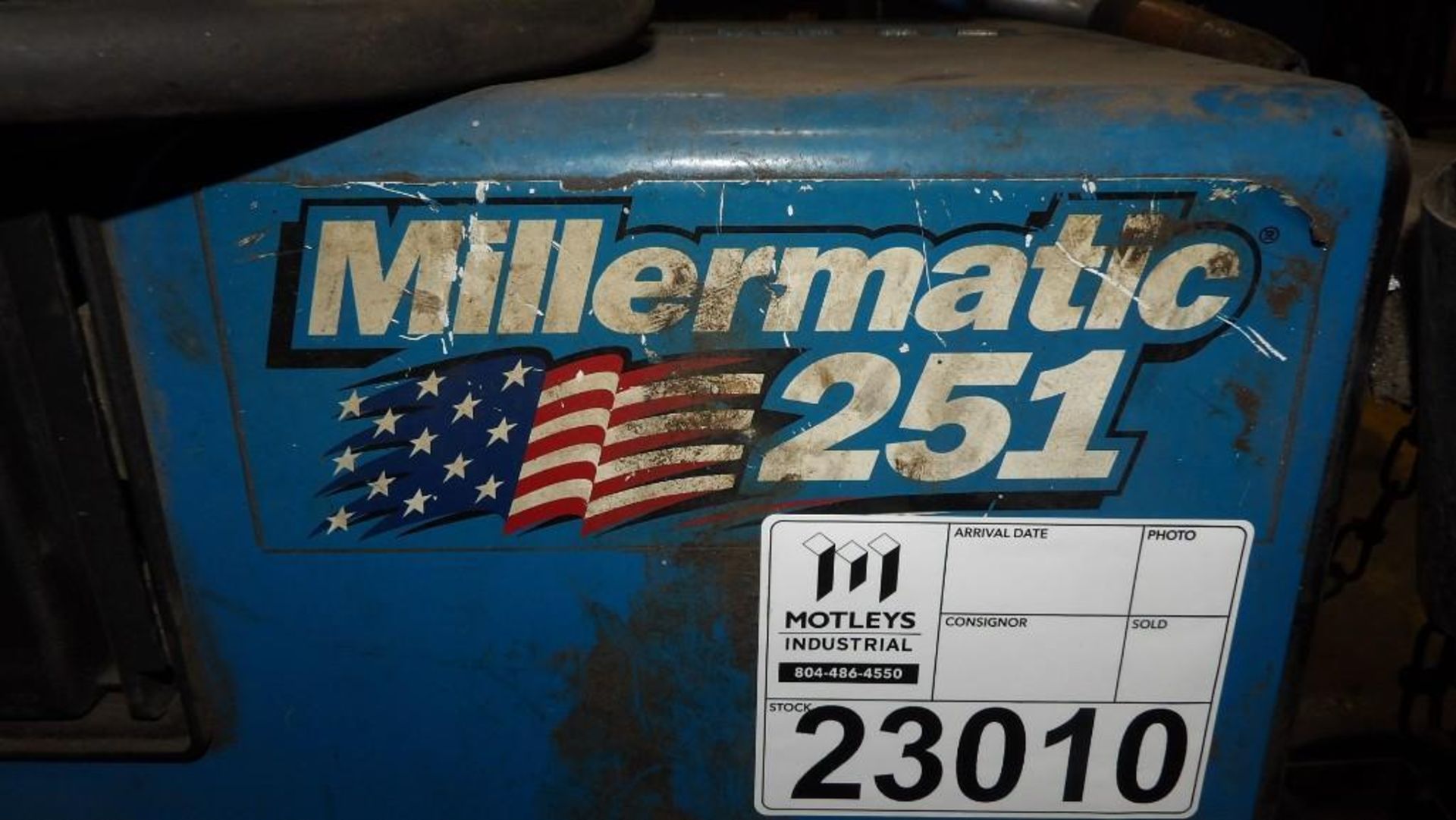This Miller Millermatic 251 is a professional-grade, all-in-one MIG ...