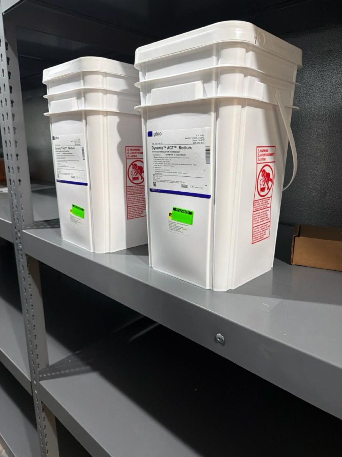 Gibco Dynamis AGT Medium Solutions