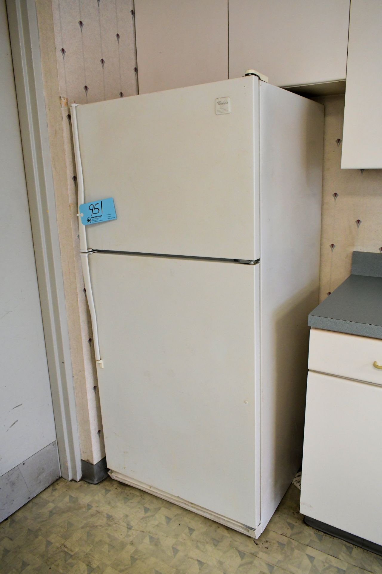 Whirlpool Top Freezer/Refrigerator with Tappan Electric Stove (Located ...