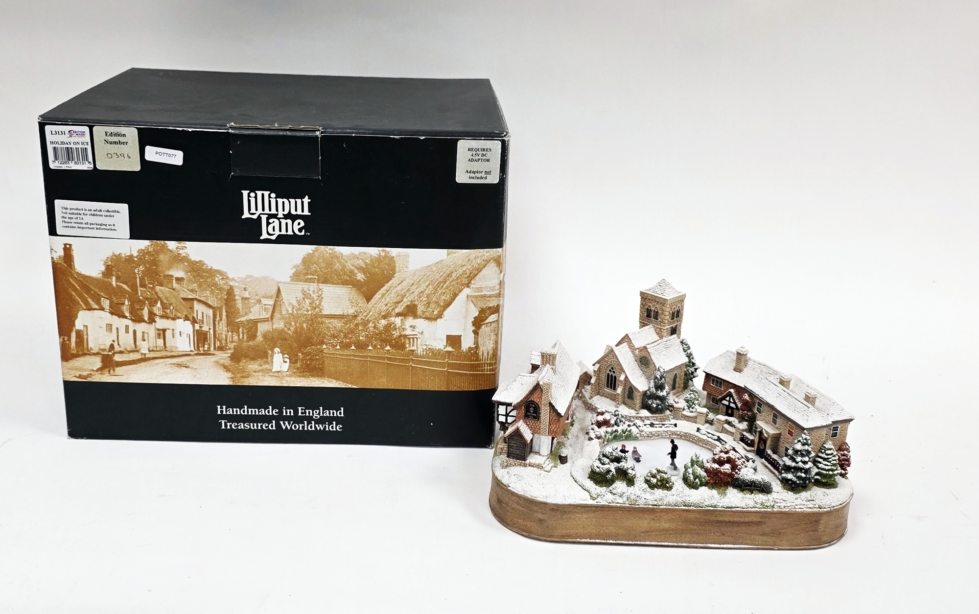 Lilliput Lane cottage 'Holiday on Ice', L3131 limited edition no. 396 ...