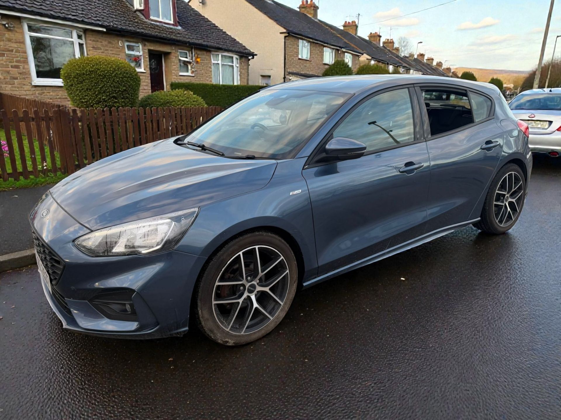2020 Ford Focus ST-Line TDCi – BlueAs of report date (12/12/2025} CAT S ...