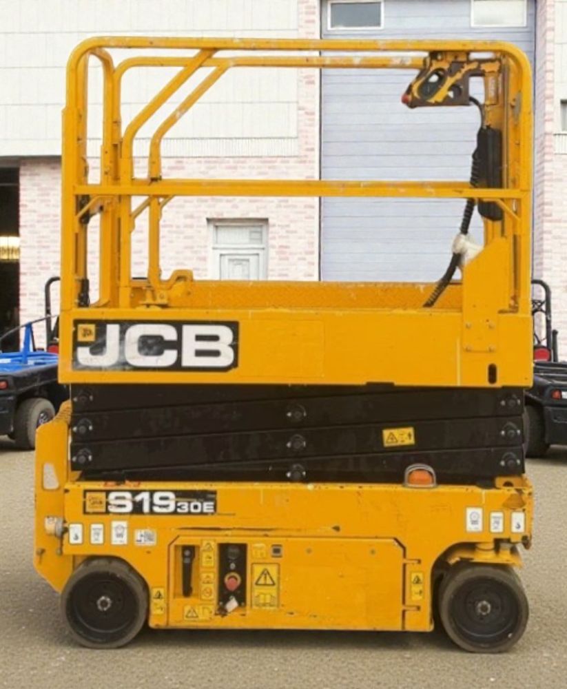 EAMA Group | Agricultural Liquidation Auction Excavators, Wheel Loaders ...