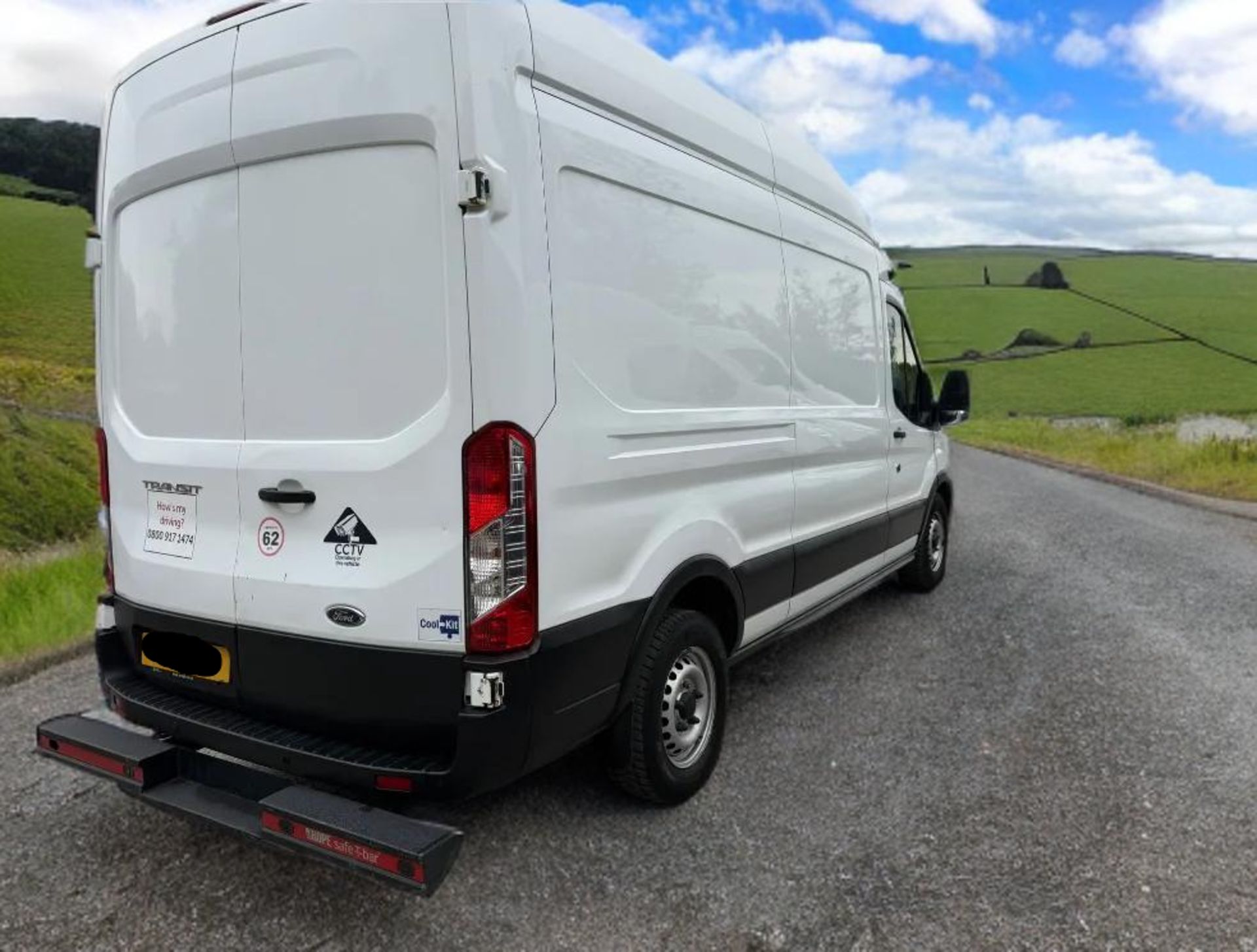 This 2022 FORD TRANSIT 350 LEADER ECOBLUE L3H3 (5,981mm long × 2,782mm ...