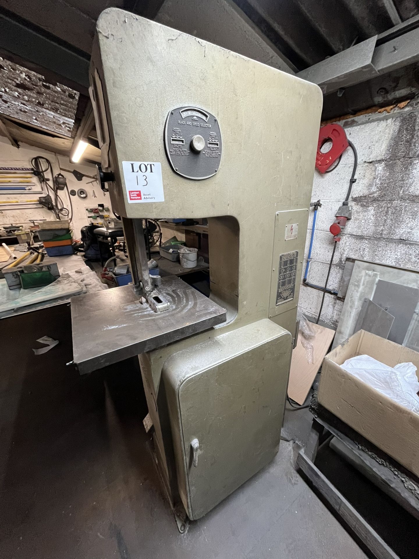 Startrite Volant 14 Vertical bandsaw Serial Number: 21229Additional ...