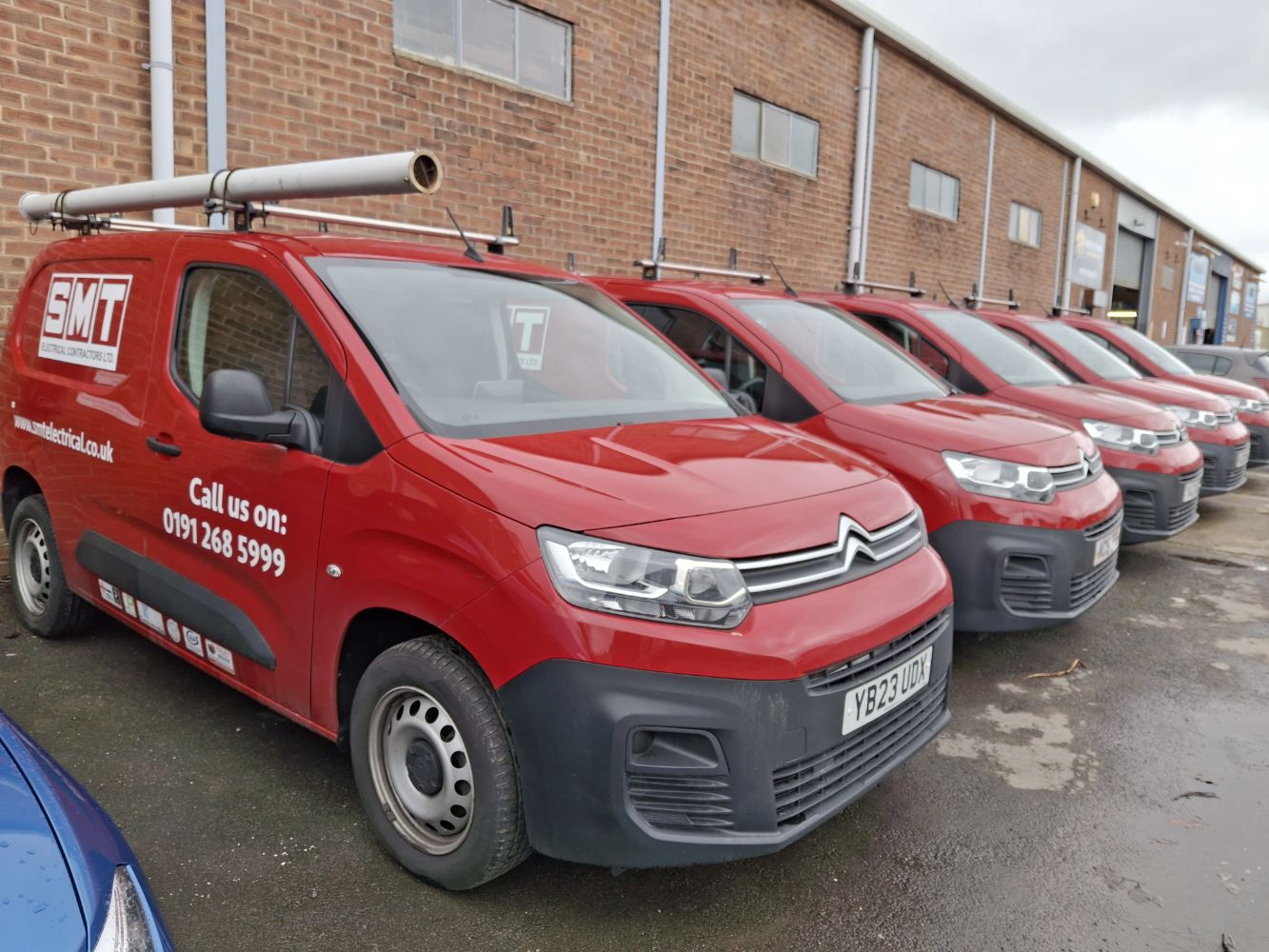BTG Eddisons | Contents of Electrical Contractors Inc Nissan Navara ...