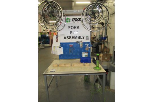 Fork sub-assembly and bottom bracket metal framed workstations