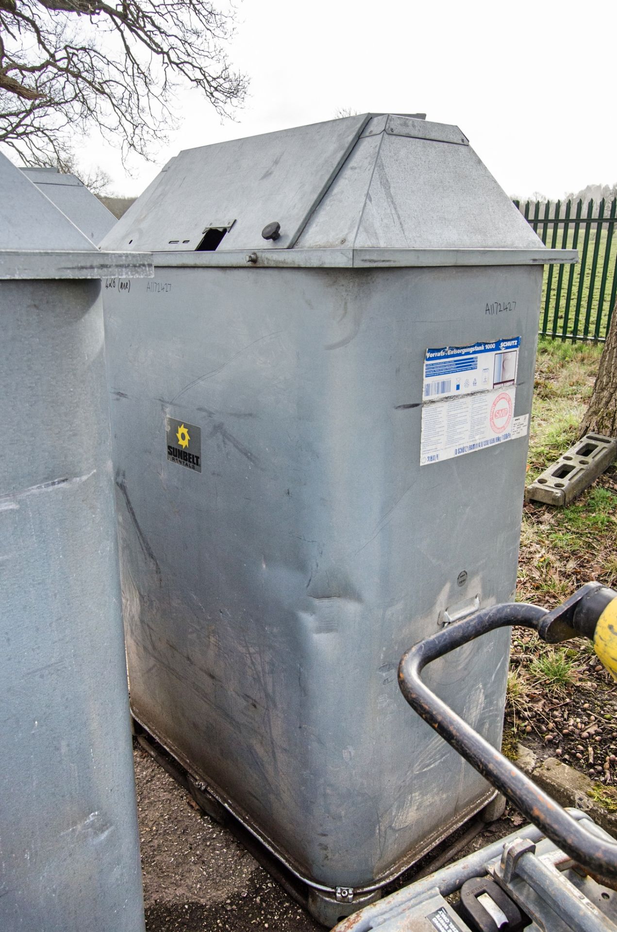 Shutz Thermobile 1000 litre fuel tank A1172427