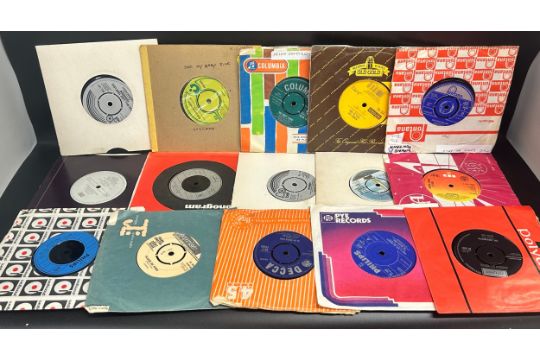 A collection of vinyl 45rpm 7" singles to include, Shirley Bassey ...
