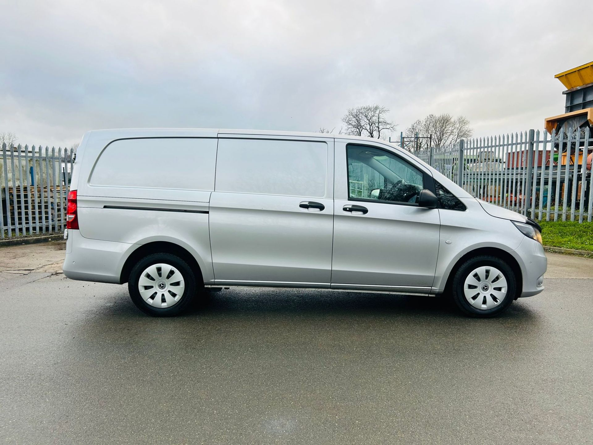 MERCEDES VITO PROGRESSIVE CDI 9G TRONIC AUTOMATIC (71-REG) 1 OWNER FROM ...