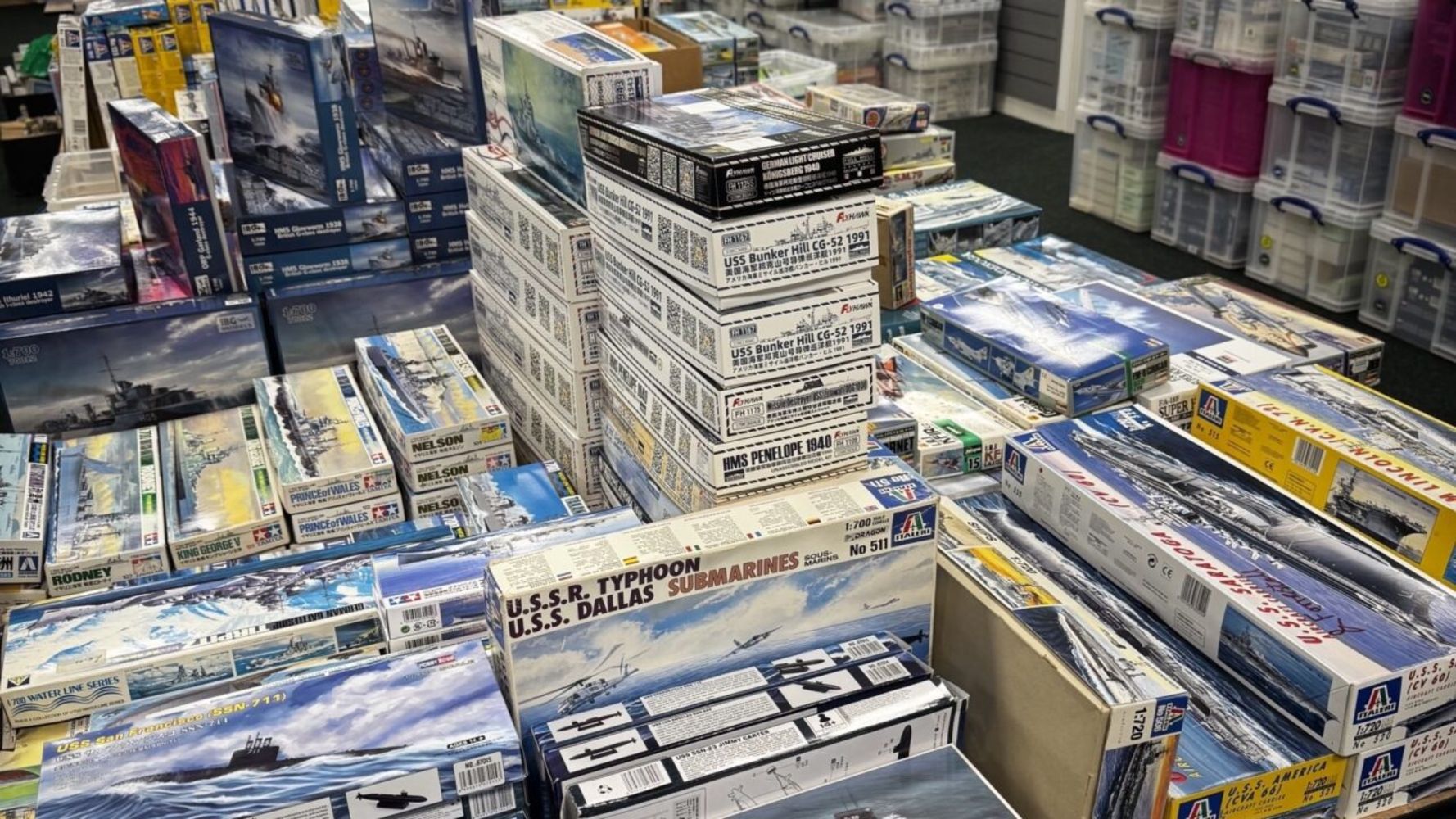 Rogers Jones & Co | A Massive Single-Owner Collection of Model Kits