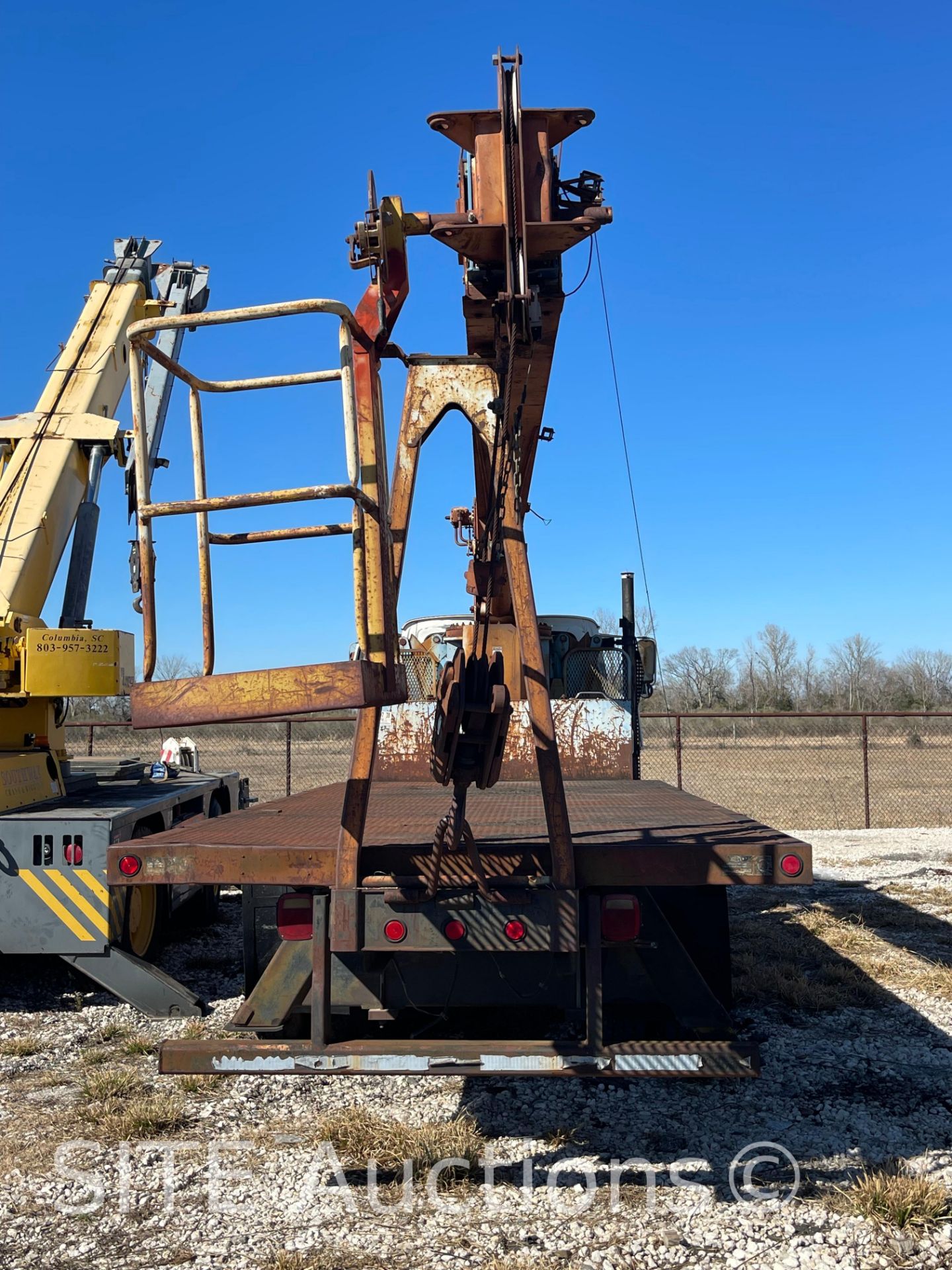 Ford Diesel engine, 6 Spd M/T, Manitex Crane, 55473 miles, VIN ...