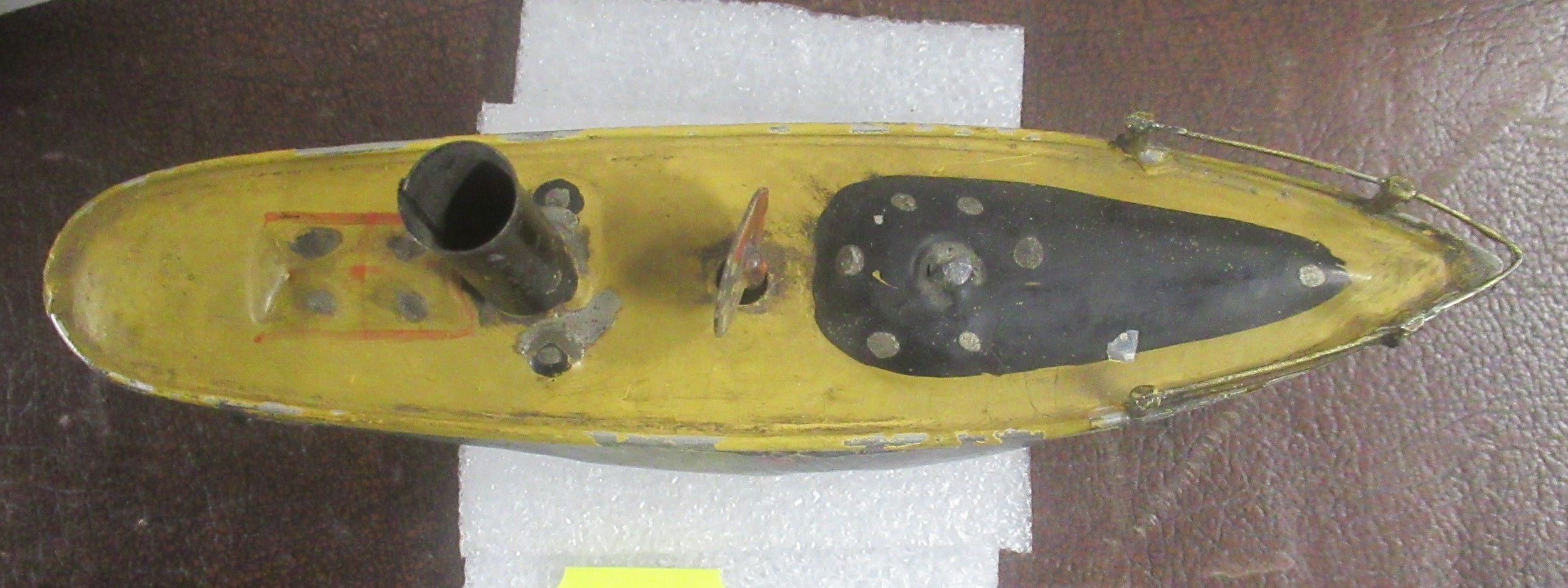 Georges Carette painted tinplate clockwork boat, length 7ins
