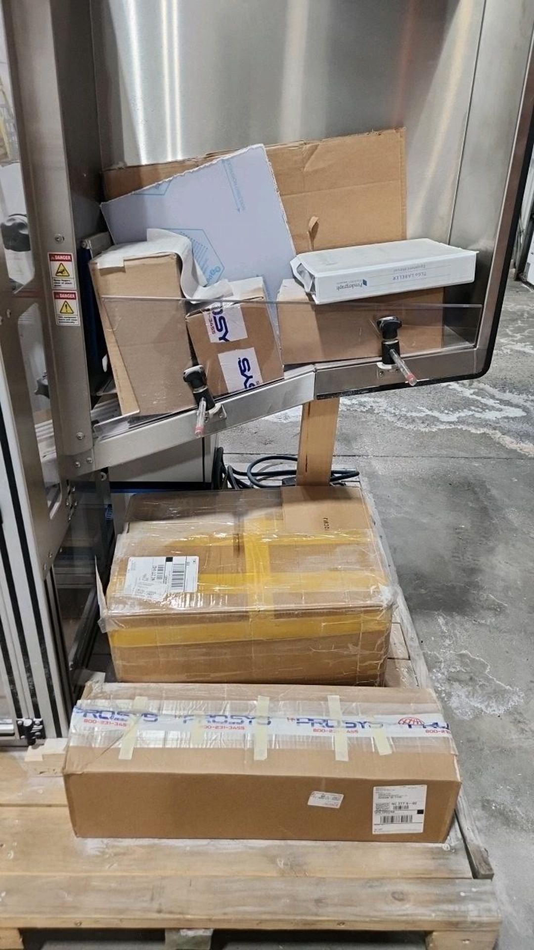 Pendergraph Label System, mod. TL60, with Herma mod. 500 Label ...