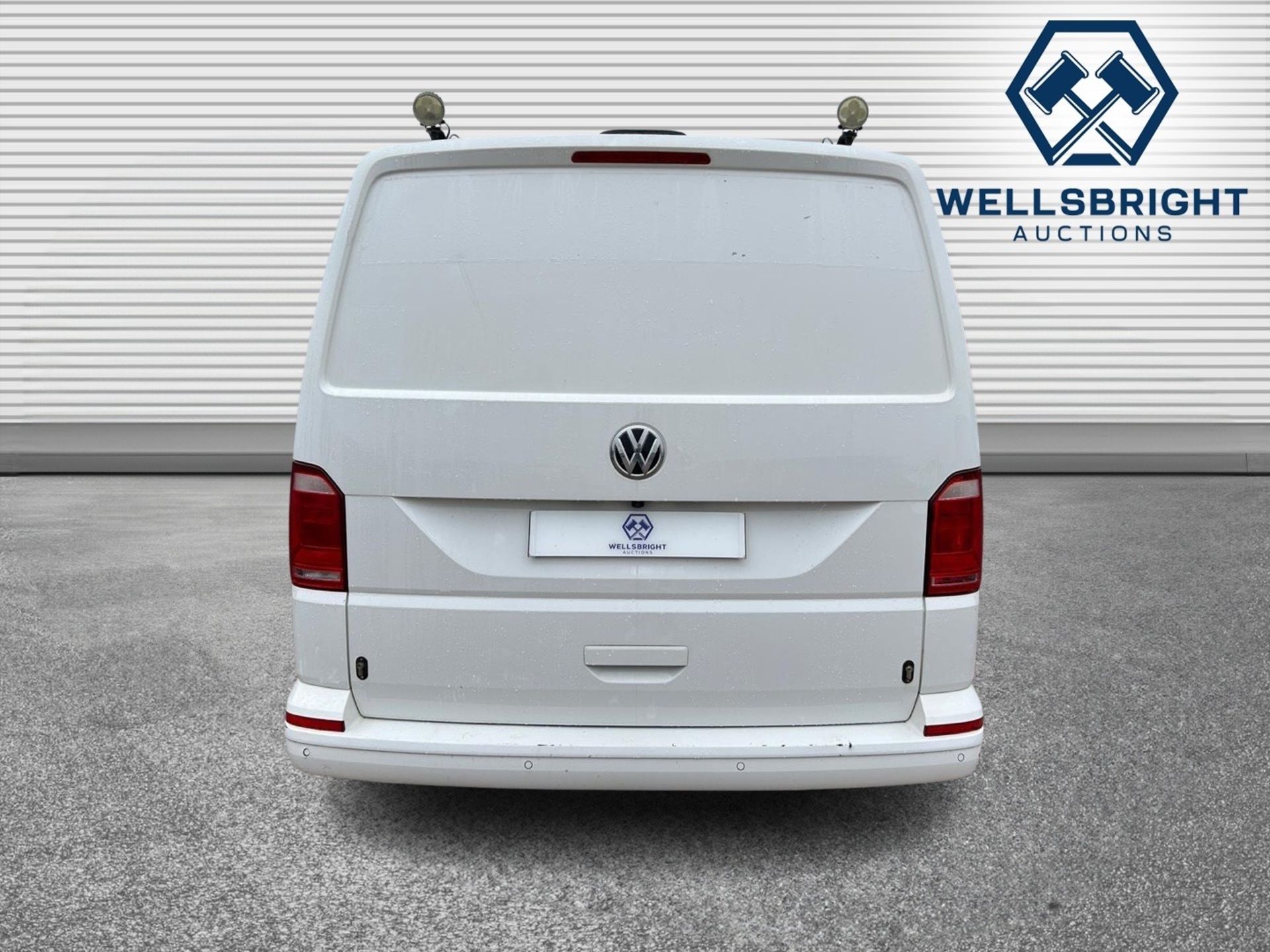 Volkswagen Transporter T28 2.0 TDI 102 Bluemotion (19 reg) * euro * air ...