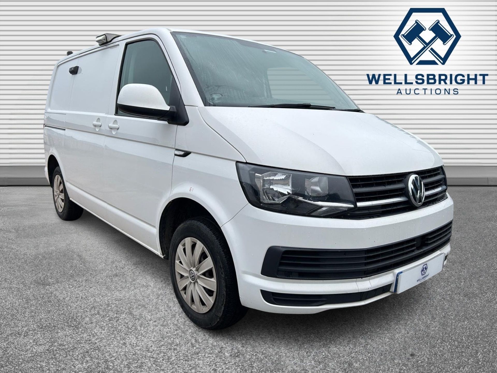 Volkswagen Transporter T28 2.0 TDI 102 Bluemotion (19 reg) * euro * air ...