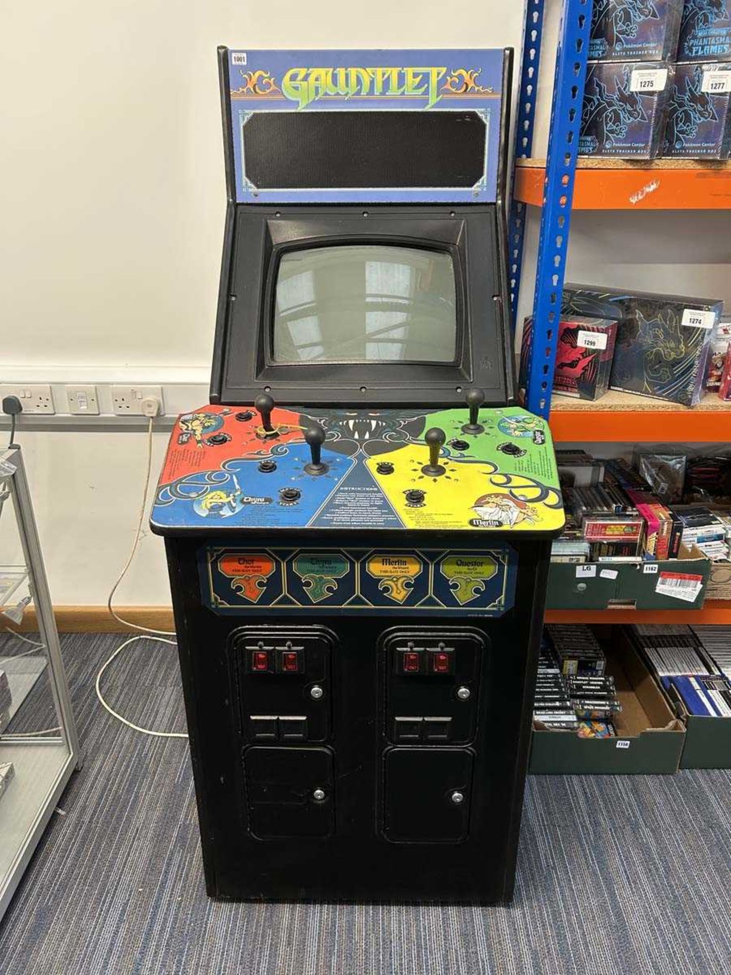 Gauntlet 4-player Atari Arcade machine from 1985 VIEW VIDEO FOR LOT HERE