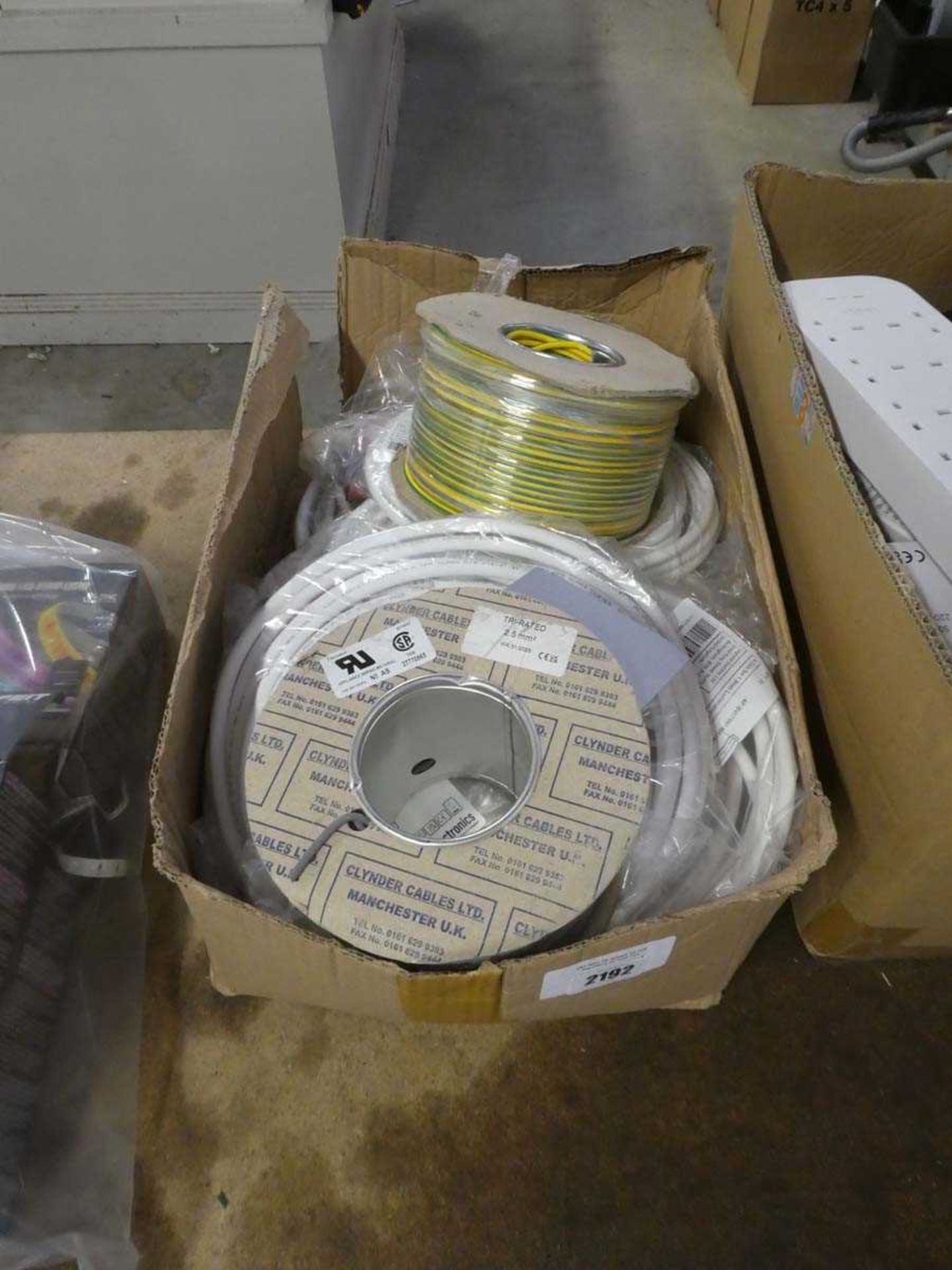 +VAT Box containing large qty of mixed cabling to include 6 core ...