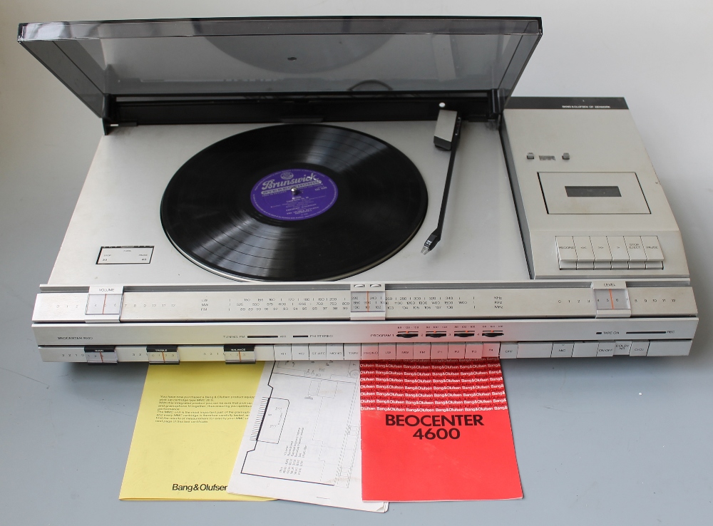 A BANG & OLUFSEN BEOCENTER 4600 MUSIC CENTER, with record deck ...