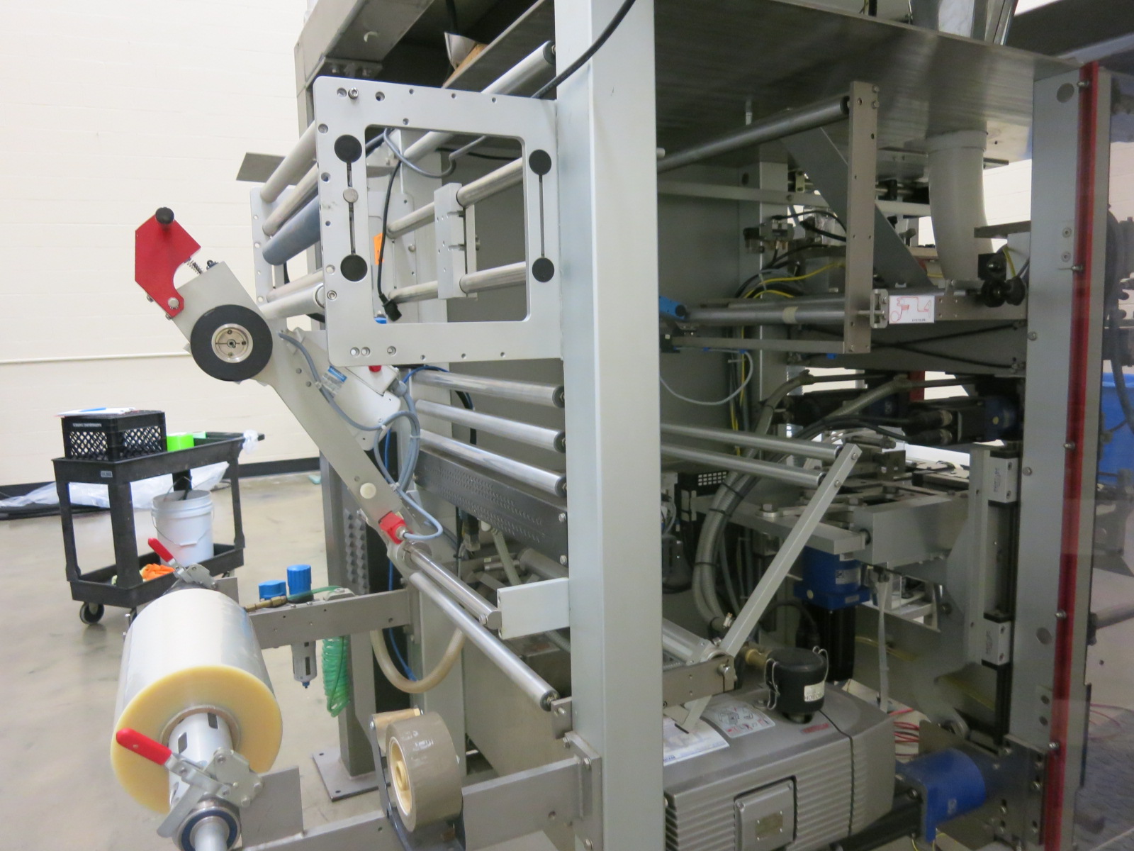 Bosch vertical bagger, model SVE 2510 AB, s/n 8119112691, max 100 bags/min