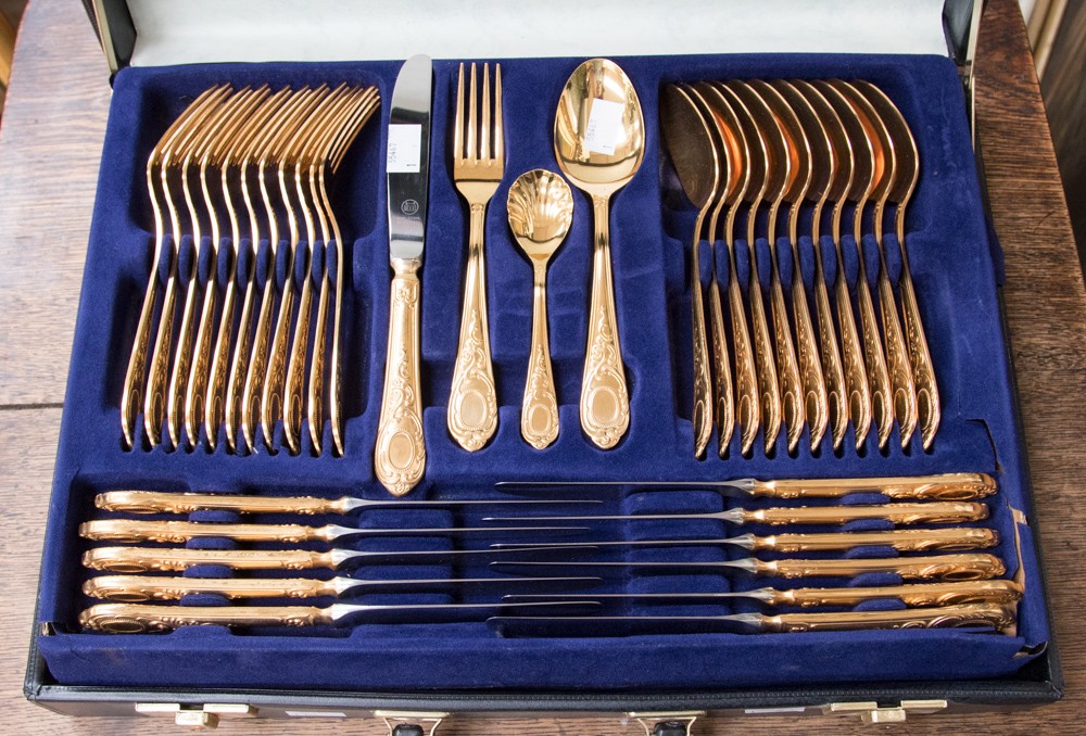 Bestecke Solingen canteen of 24k gold plated cutlery, seventy pieces ...