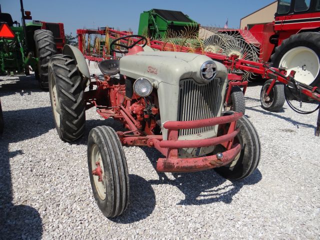 Ford 640 Tractor