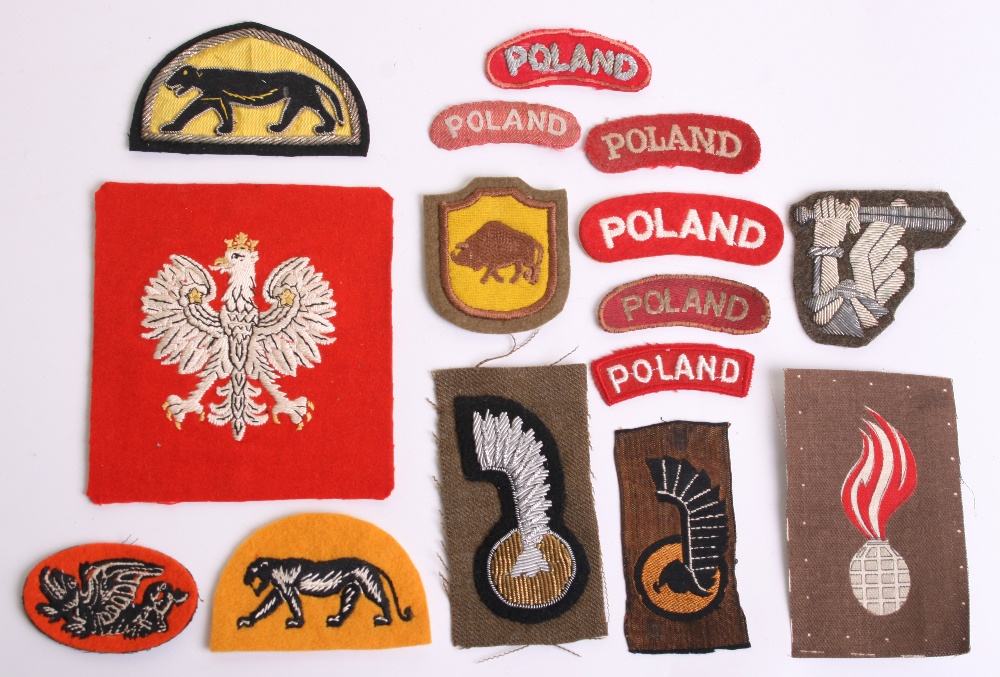 Selection of WW2 Polish Cloth Insignia, consisting of silk woven 1st ...