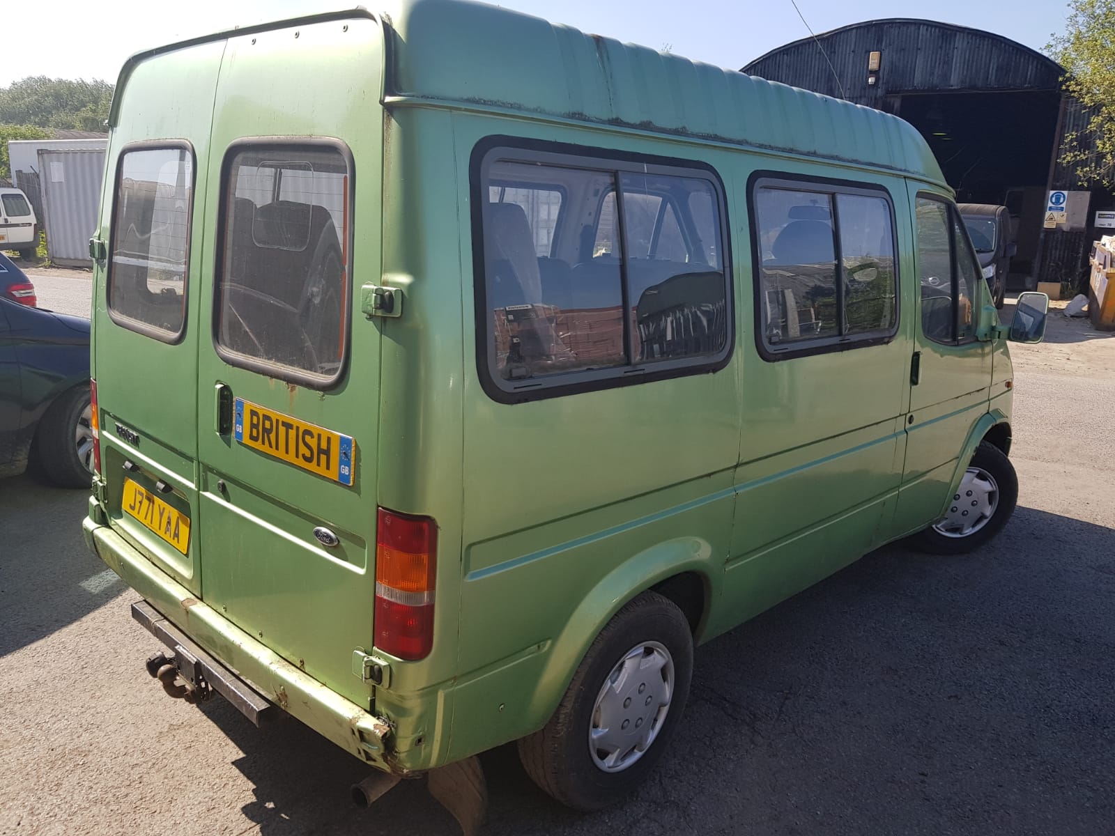 M - 1992/J REG FORD TRANSIT CREW BUS 2.5 DIESEL ENGINE GREEN MINIBUS ...
