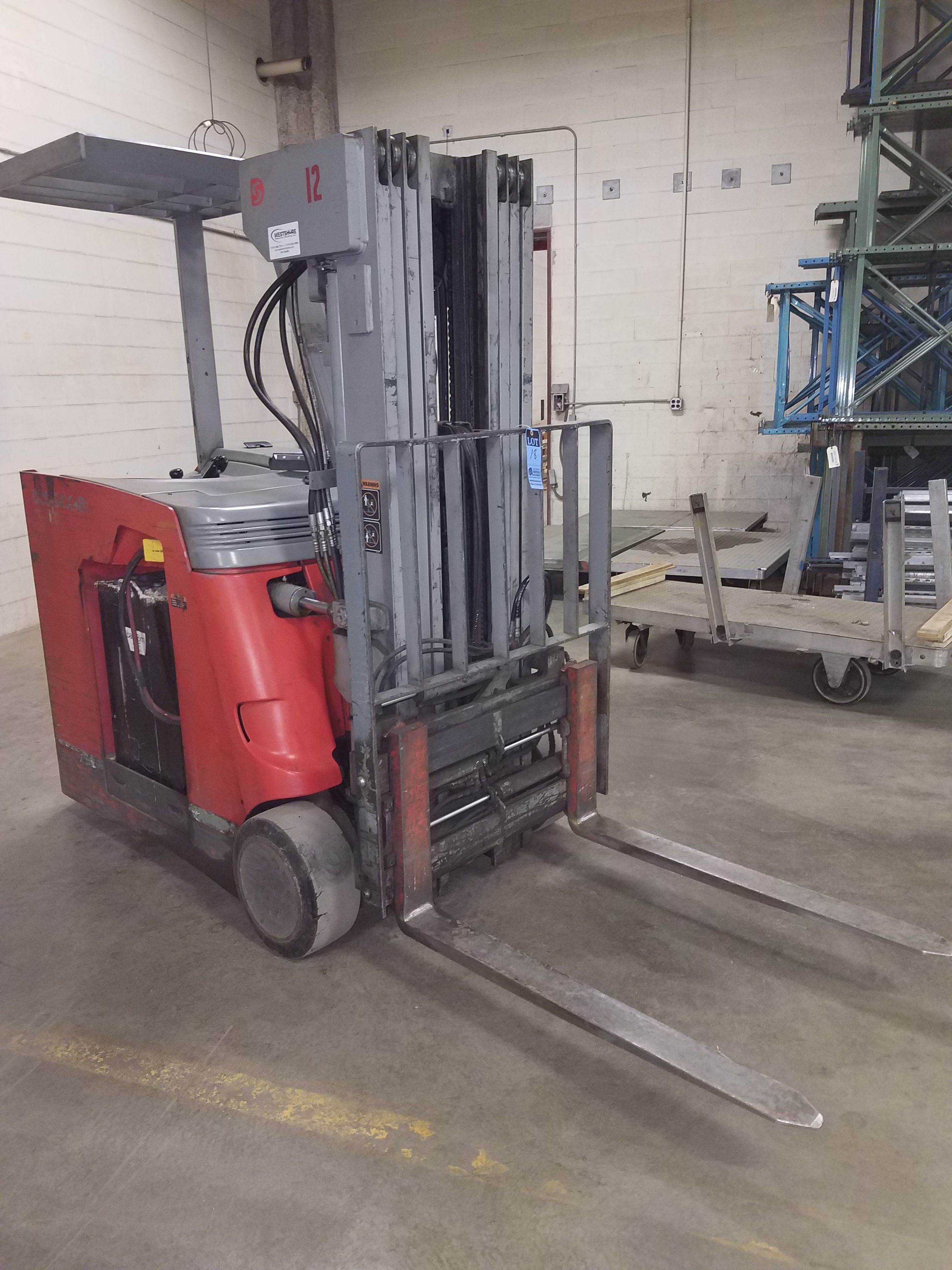 4,000 LB. DOCKSTOCKER MODEL DSS-400-HP ELECTRIC STAND UP TYPE LIFT ...