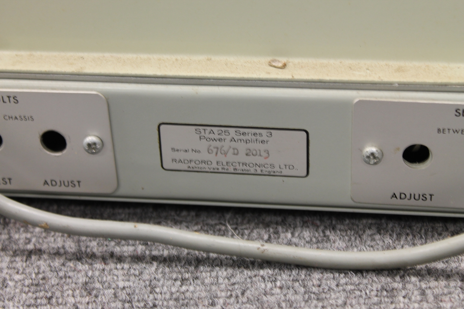 A Radford stereo control unit and valve amp SC22. (2) CONDITION REPORT ...
