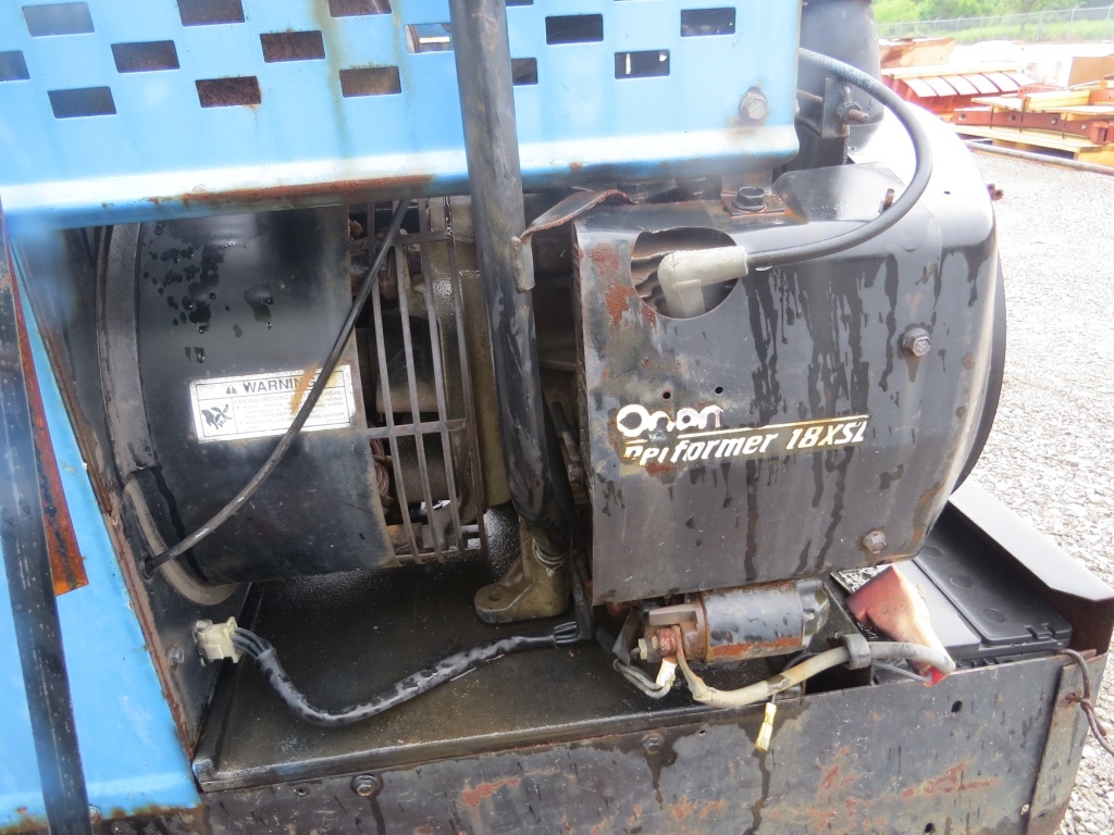 Miller Legend Welder/Generator- Onan 18HP Gas Engine Constant Current ...
