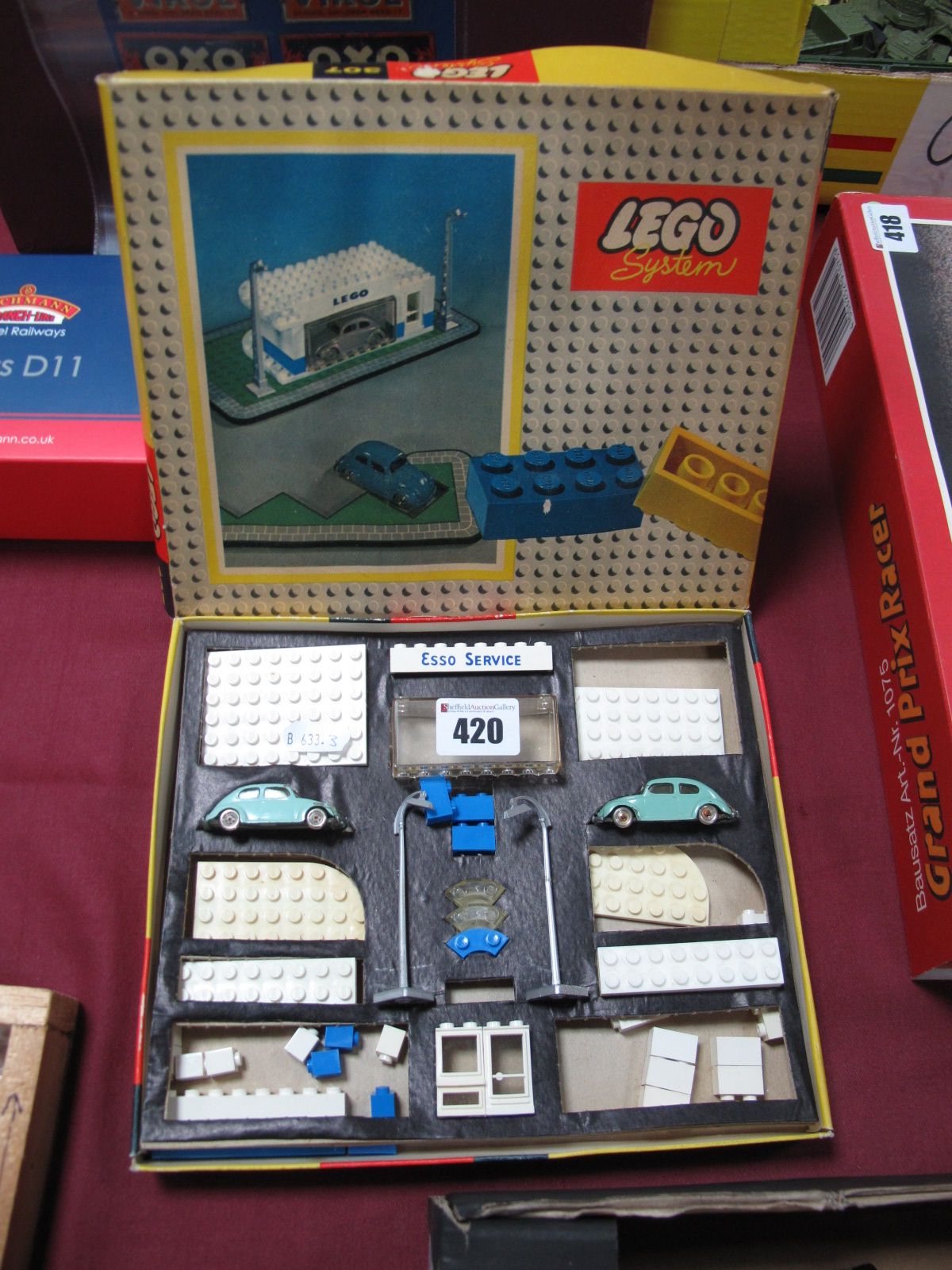 Lego Set No. 307 with Two VW Beetles and "Showroom", signs of wear, in ...