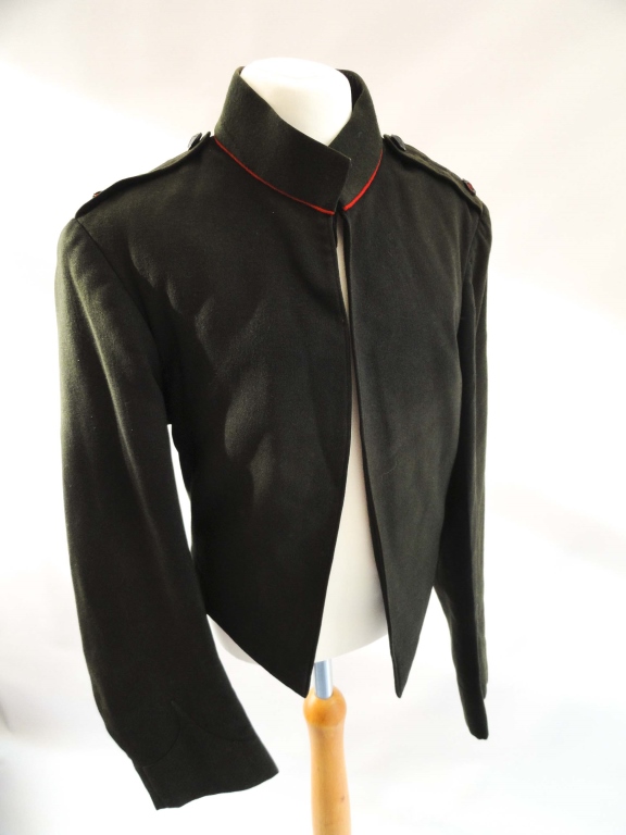 PRE 1953 1ST GURKHA RIFLES OFFICERS MESS DRESS TUNIC Green high collar ...