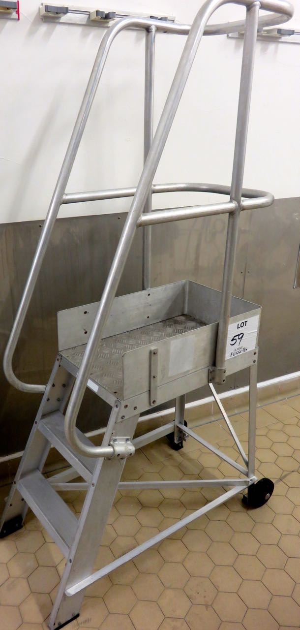 1 x Portable aluminium inspection ladder, 2 step. Lift out charge: £10