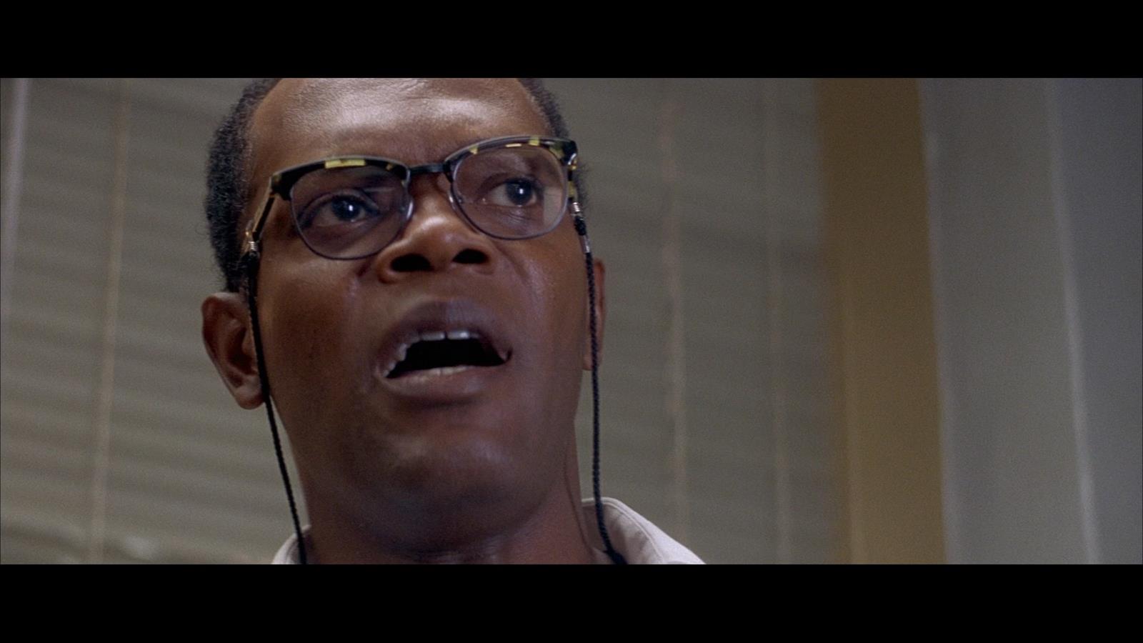 DIE HARD WITH A VENGEANCE (1995) - Zeus Carver's (Samuel L. Jackson ...
