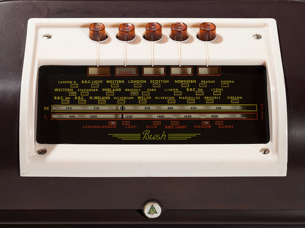 Fully functional Bush Radio DAC10, UK 1950 Bush Radio DAC10 Valve radio ...