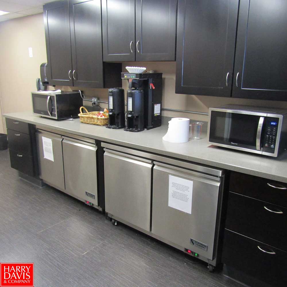 Remaining Contents of Break Room Including: (2) California Cooking ...