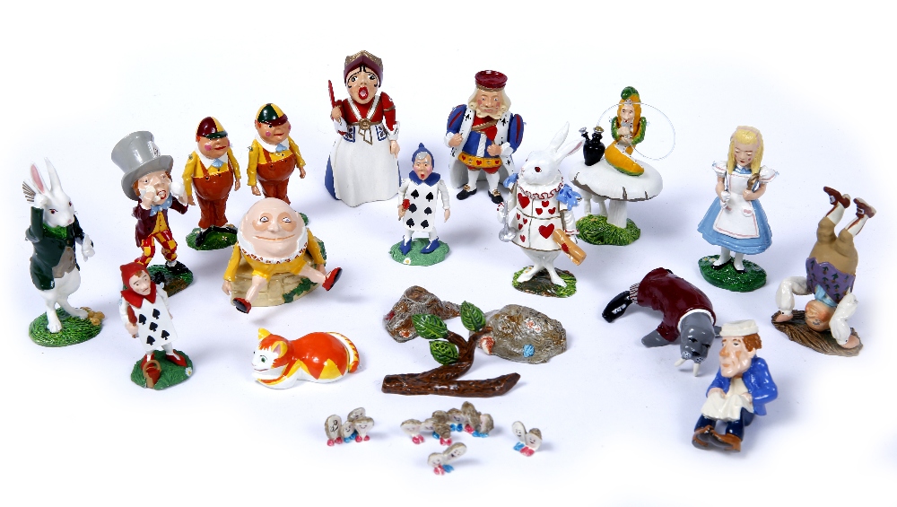 MOORLAND MINIATURES: a set of Alice in Wonderland articulated painted ...