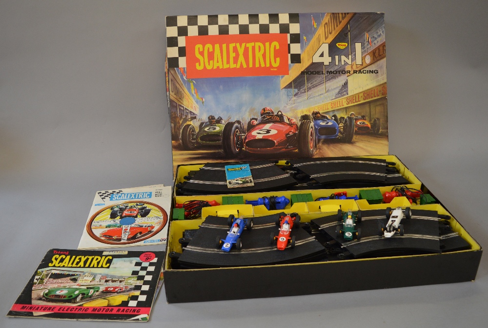 Scalextric Set 80, 4 in 1 Model Motor Racing, VGB