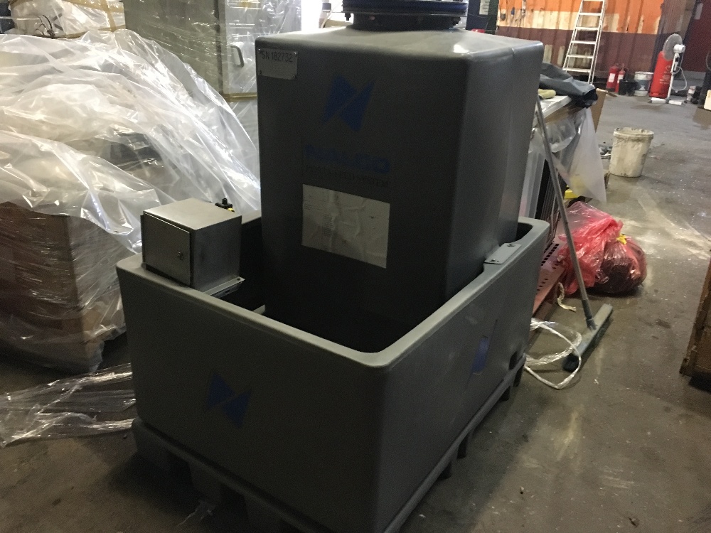 Nalco Mini Plus Porta Feed Plastic Self Contained Chemical Tank Store ...