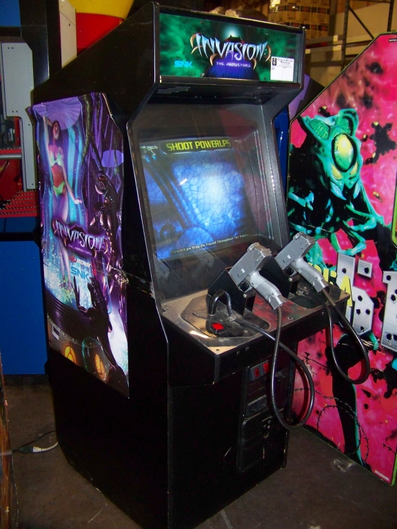 INVASION THE ABDUCTORS SHOOTER ARCADE GAME 25" Item is in used ...