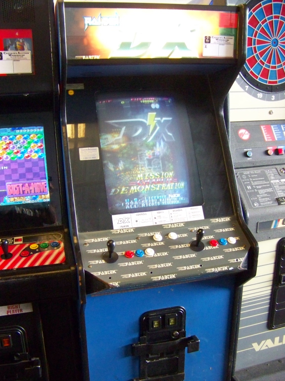 RAIDEN DX VERTICAL SHOOTER ARCADE GAME Item is in used condition ...