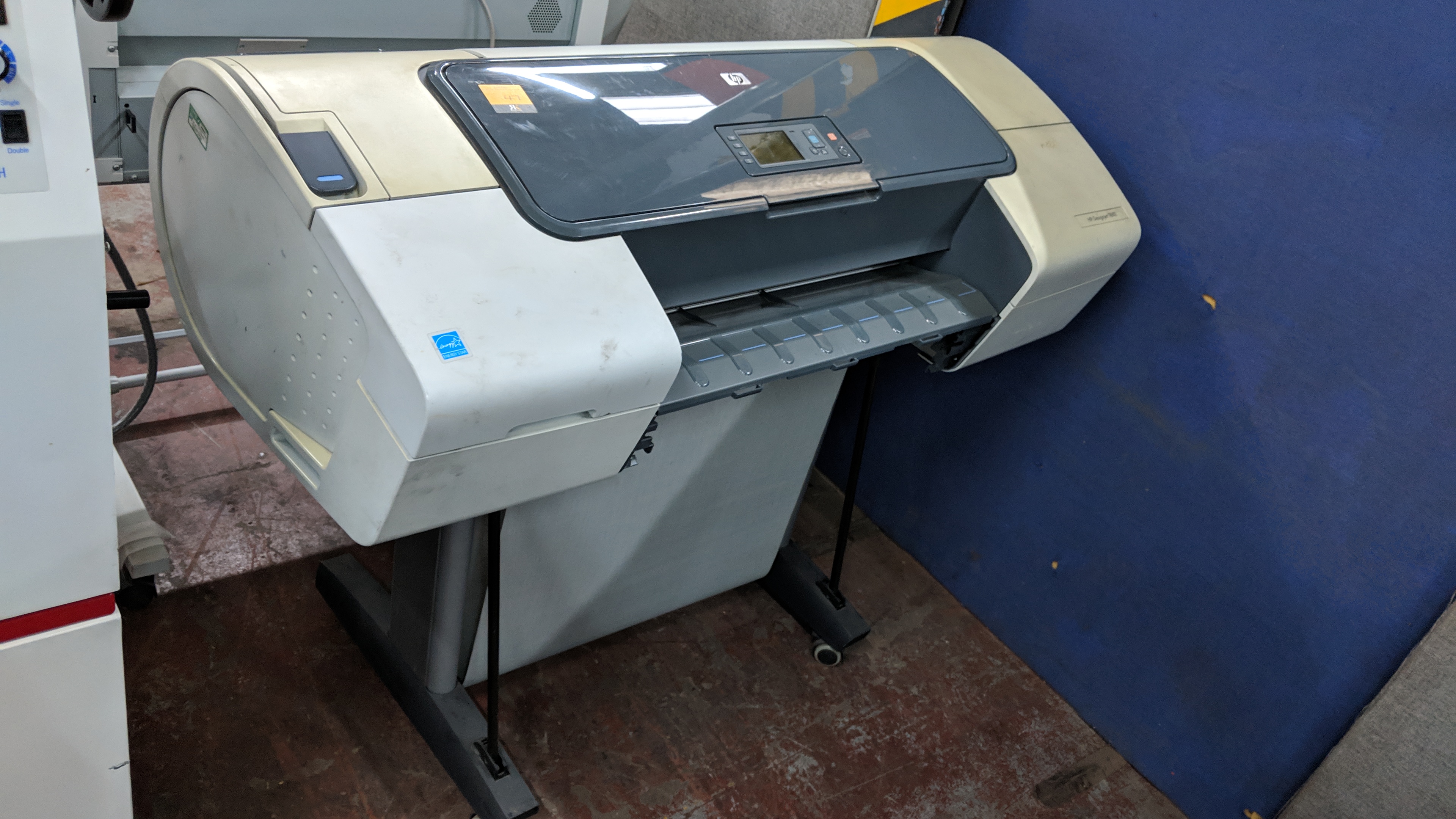 HP DesignJet T610 24" wide format printer, serial no. MY85T3C06N ...