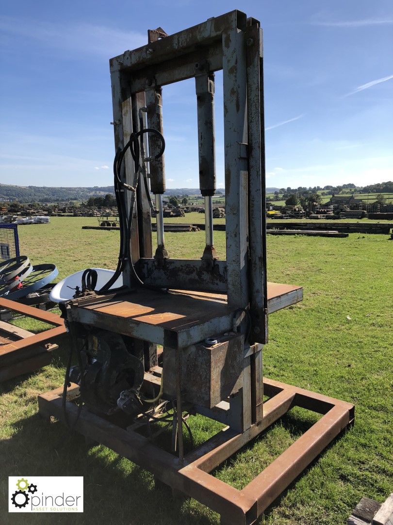 Diesel driven hydraulic Stone Guillotine, 880mm width