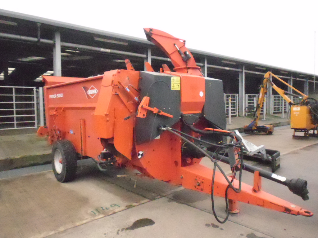 KUHN PRIMOR 5060 STRAW BEDDER