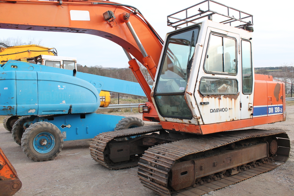 Daewoo DH130-2, 13Ton Excavator. 7360 Hours Declared Correct, 1995 ...